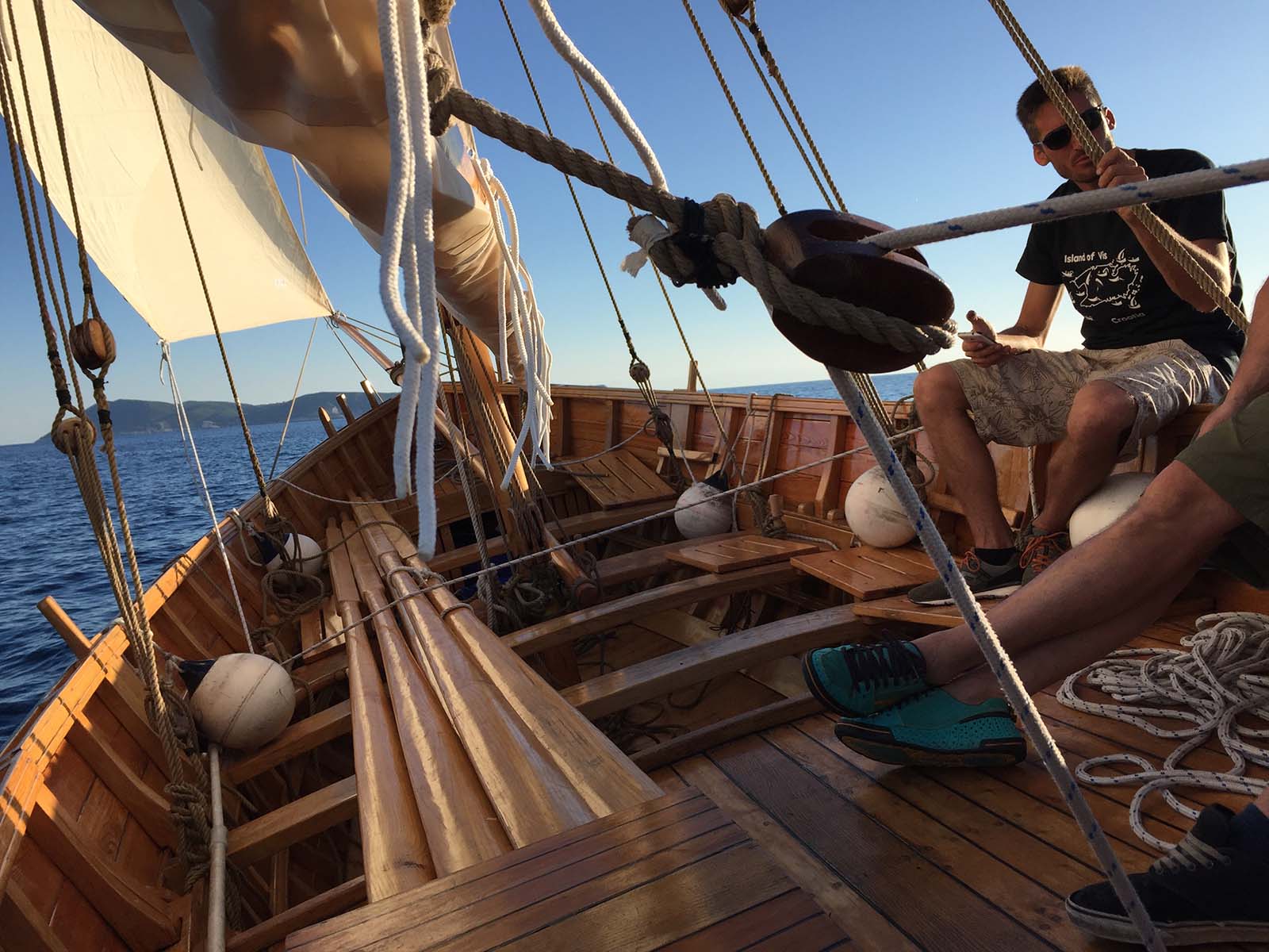 About gajeta - Gajeta Falkuša Komiža Vis