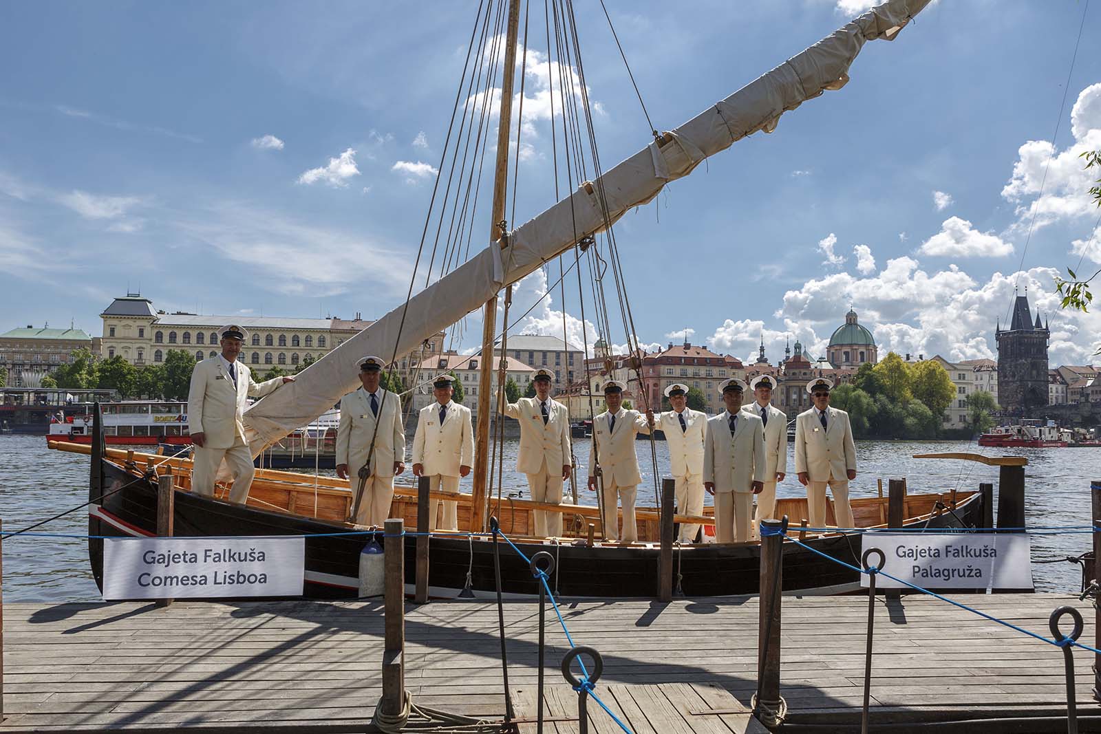 Falkuša in the world - Gajeta Falkuša Komiža Vis